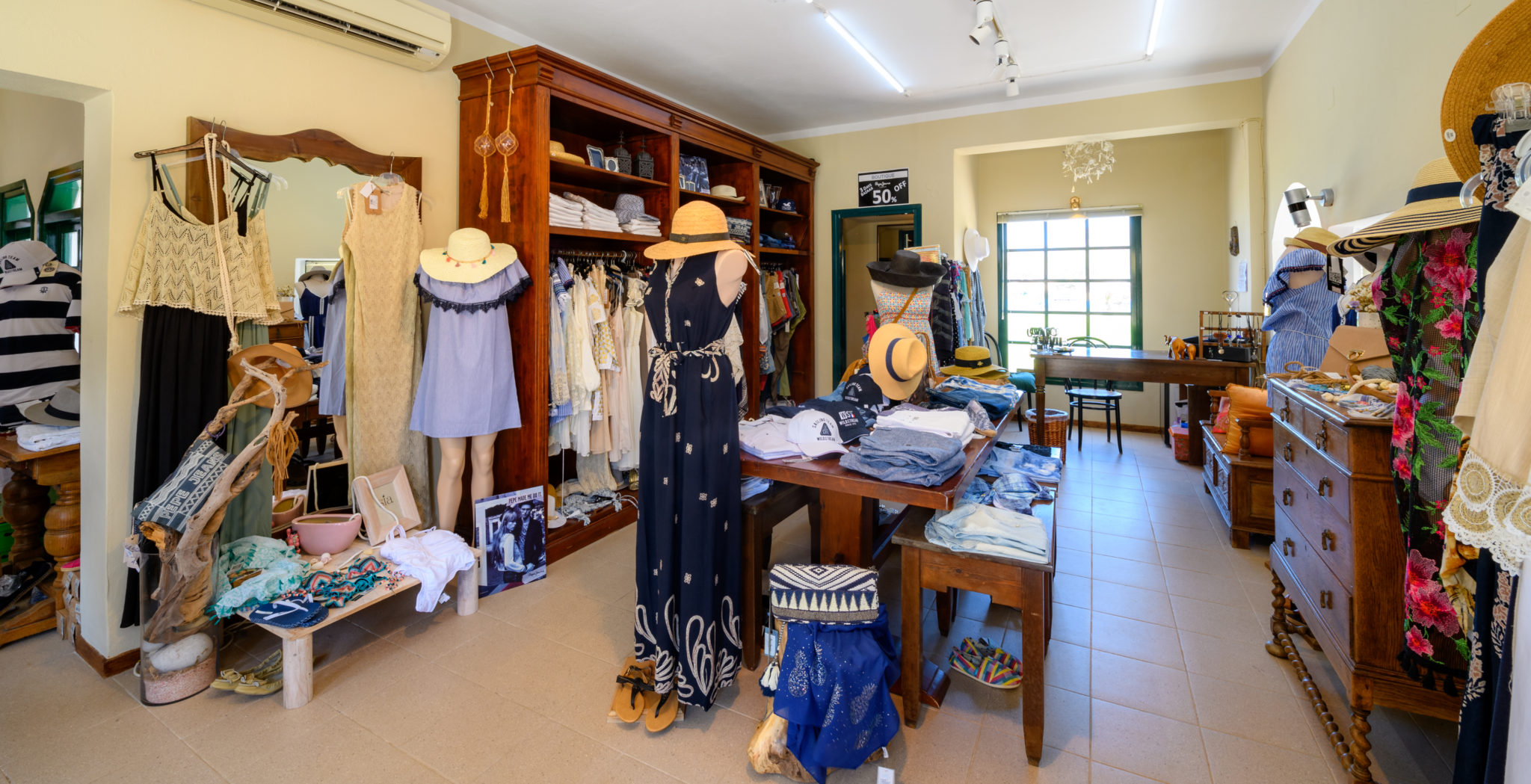 SUMMER STORES - Summer Stores